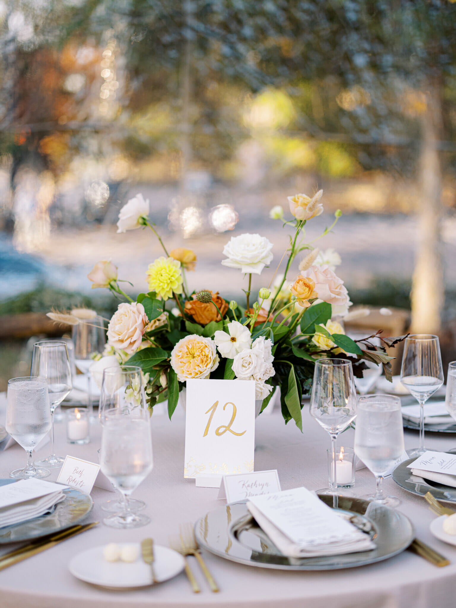 Laura + Jess | Carolina Inn Wedding - La Fête