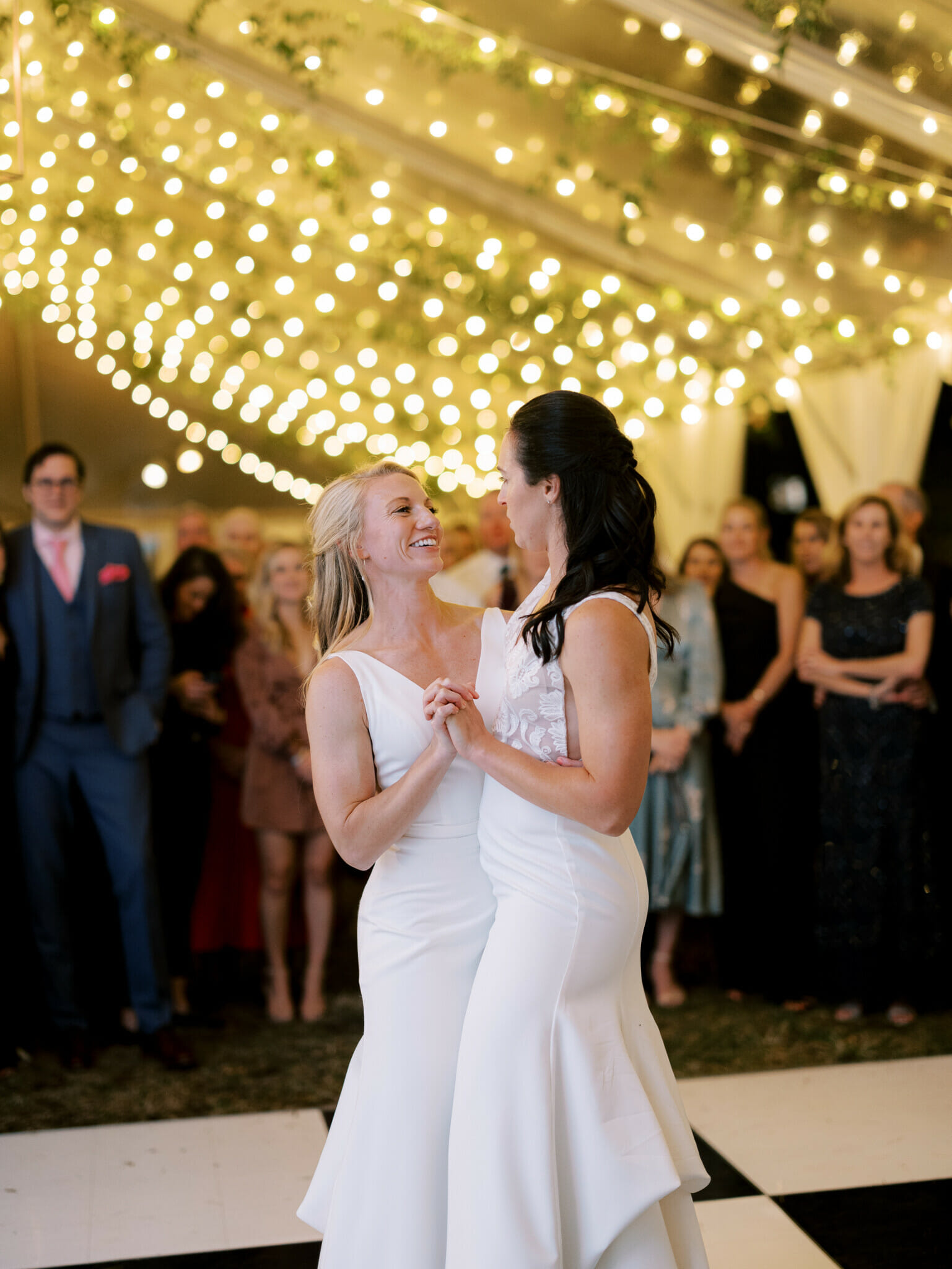 Laura + Jess | Carolina Inn Wedding - La Fête